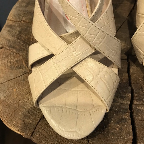 libby. edelman | Shoes | Libby Edelman Crocodile Pattern High Heels ...